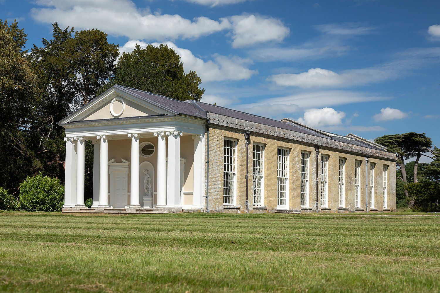 Broadlands Estate | Love Locations