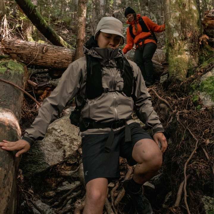 Outdoor Clothing, Technical Outerwear, & Accessories | Arc'teryx