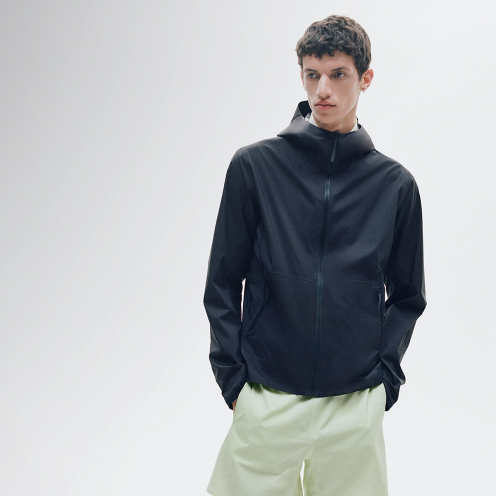 Outdoor Clothing, Technical Outerwear, & Accessories | Arc'teryx