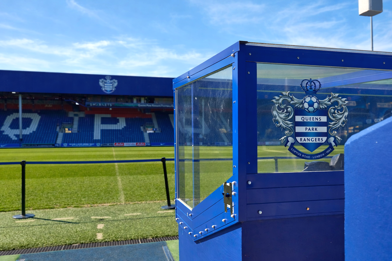 Queens Park Rangers - Wrexham - Book with Sembo