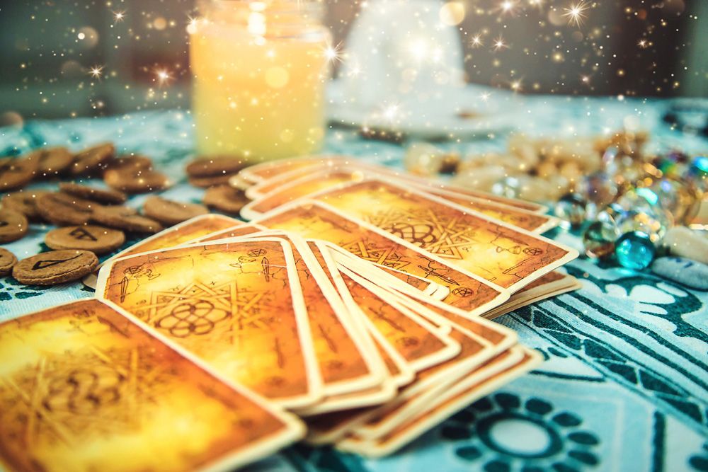How to Prepare for a Tarot Card Reading? | Trusted Psychics