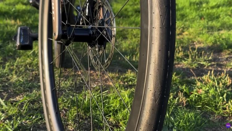Scott Addict 10 review: A premium endurance bike with disruptive ...