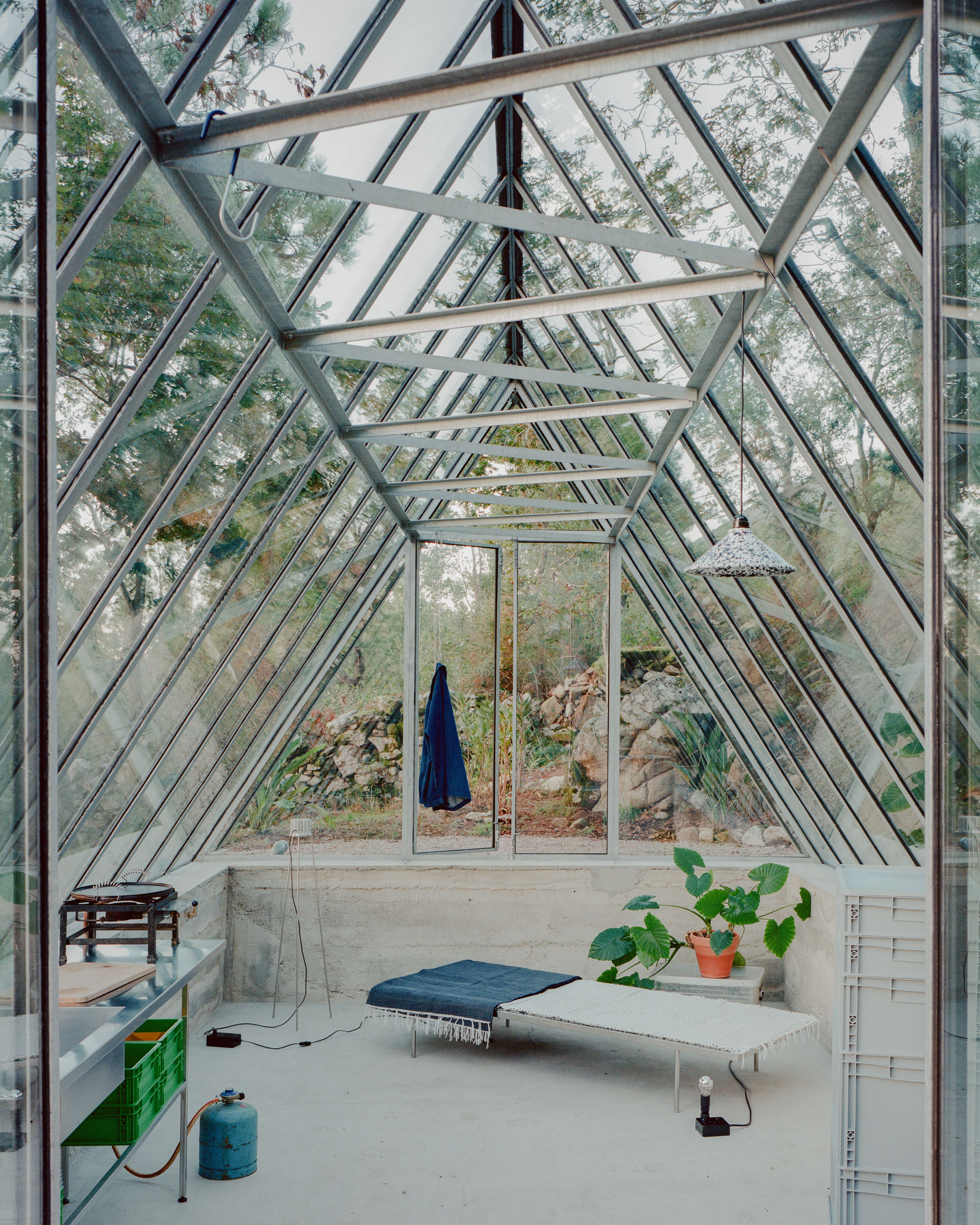 151, Glass House Stone House – Dyvik Kahlen Architects