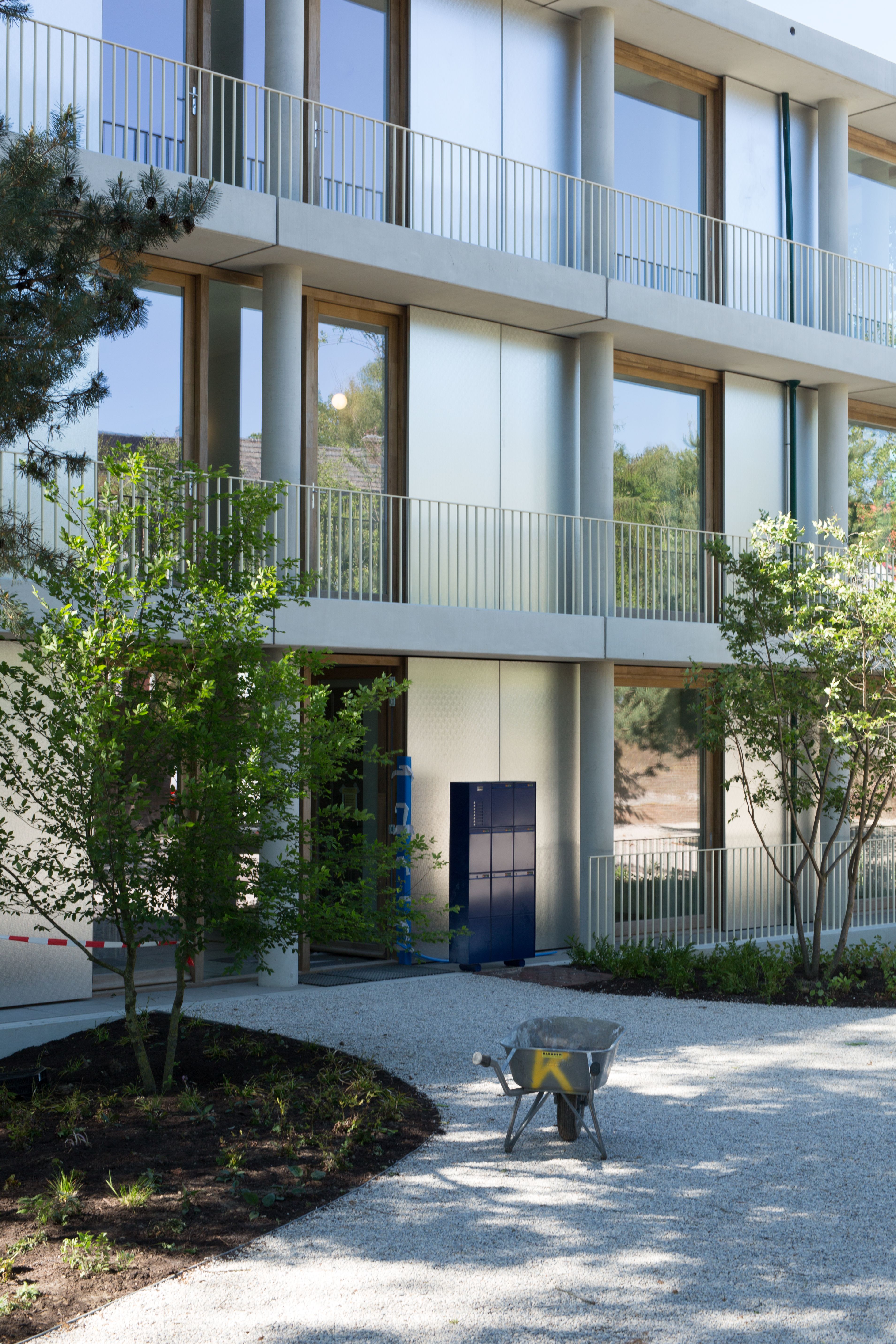 109, Apartment building with 34 columns – Dyvik Kahlen Architects