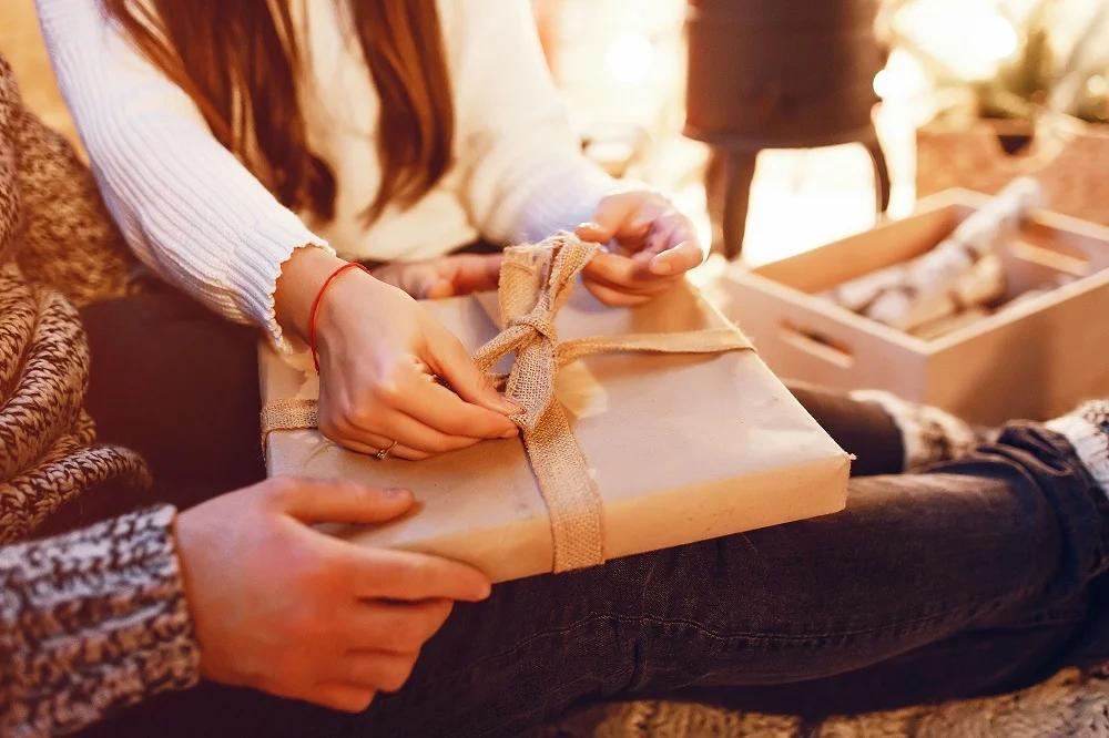Cadouri Ideale pentru Fini: Recomandări Perfecte - Weddingo