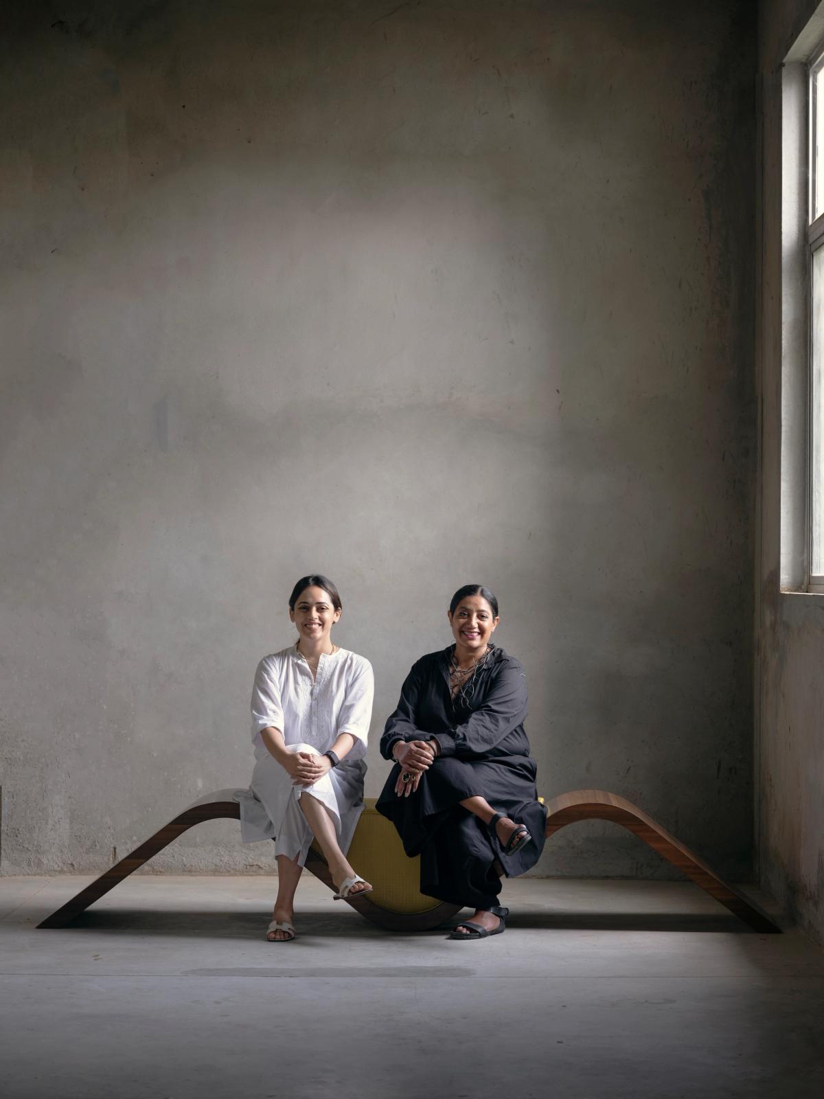 Ekaya Suchi Reddy Ateliers Courbet Settee