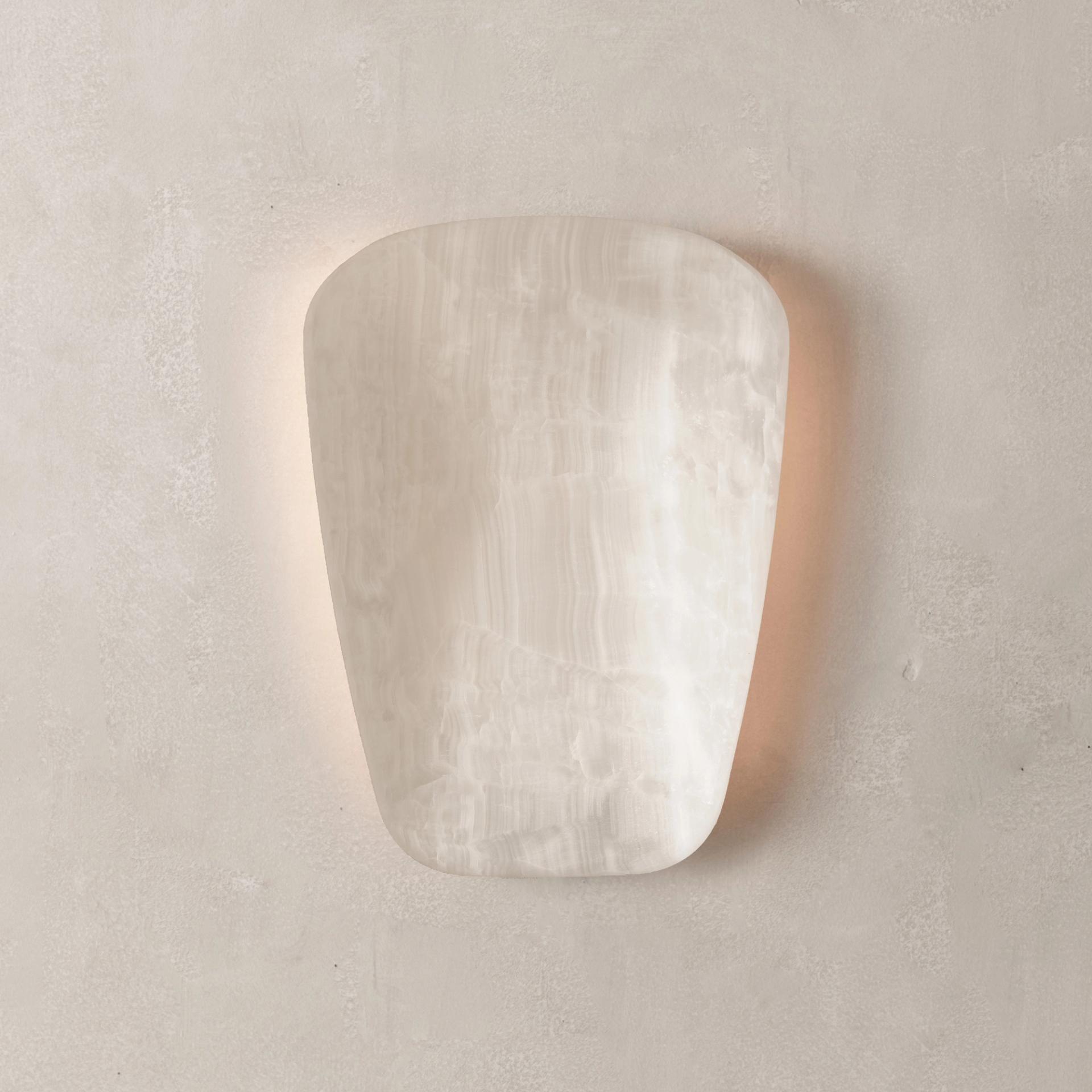 Svalinn Sconce - Onyx – Les Atelier Courbet