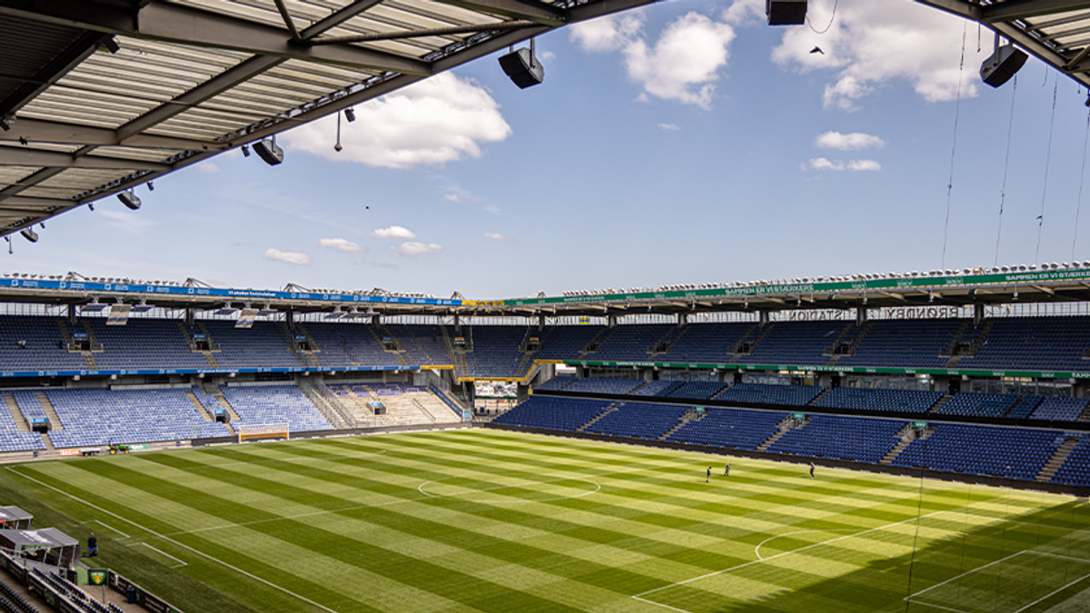 Græstæppet på Brøndby Stadion er igen Danmarks bedste | SPFO