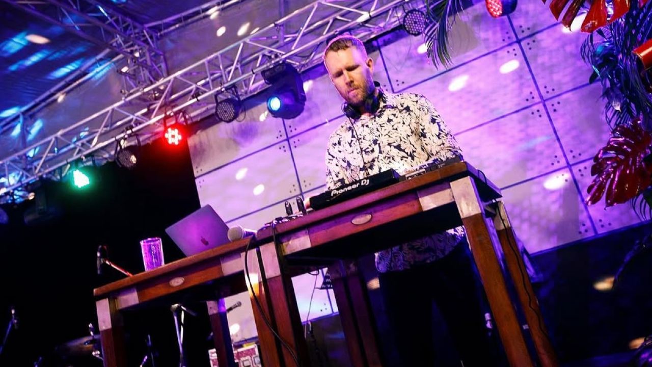 7 DJ Pernikahan Bali Terbaik 2025