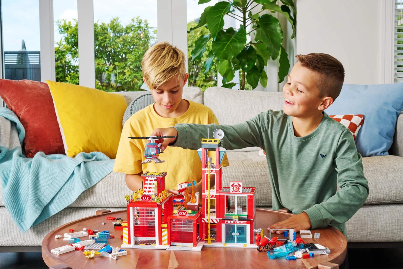 ZURU Toys | Reimagining Play, Every Day.