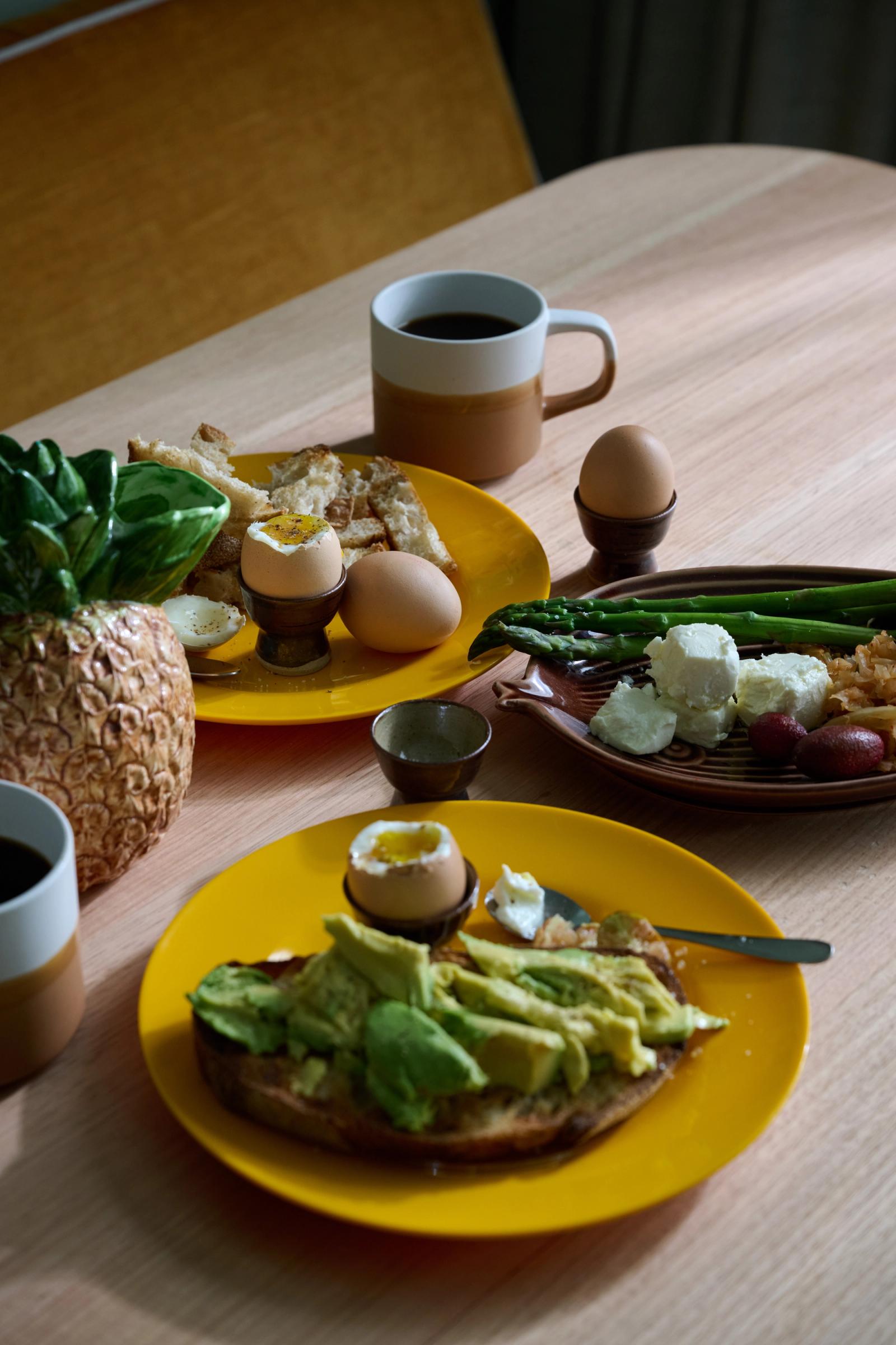 in room dining | River Drive Motel