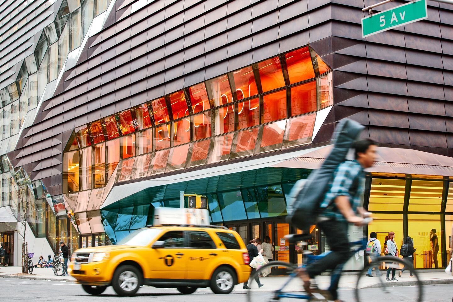 A Day In The Life of a New School Student | The New School