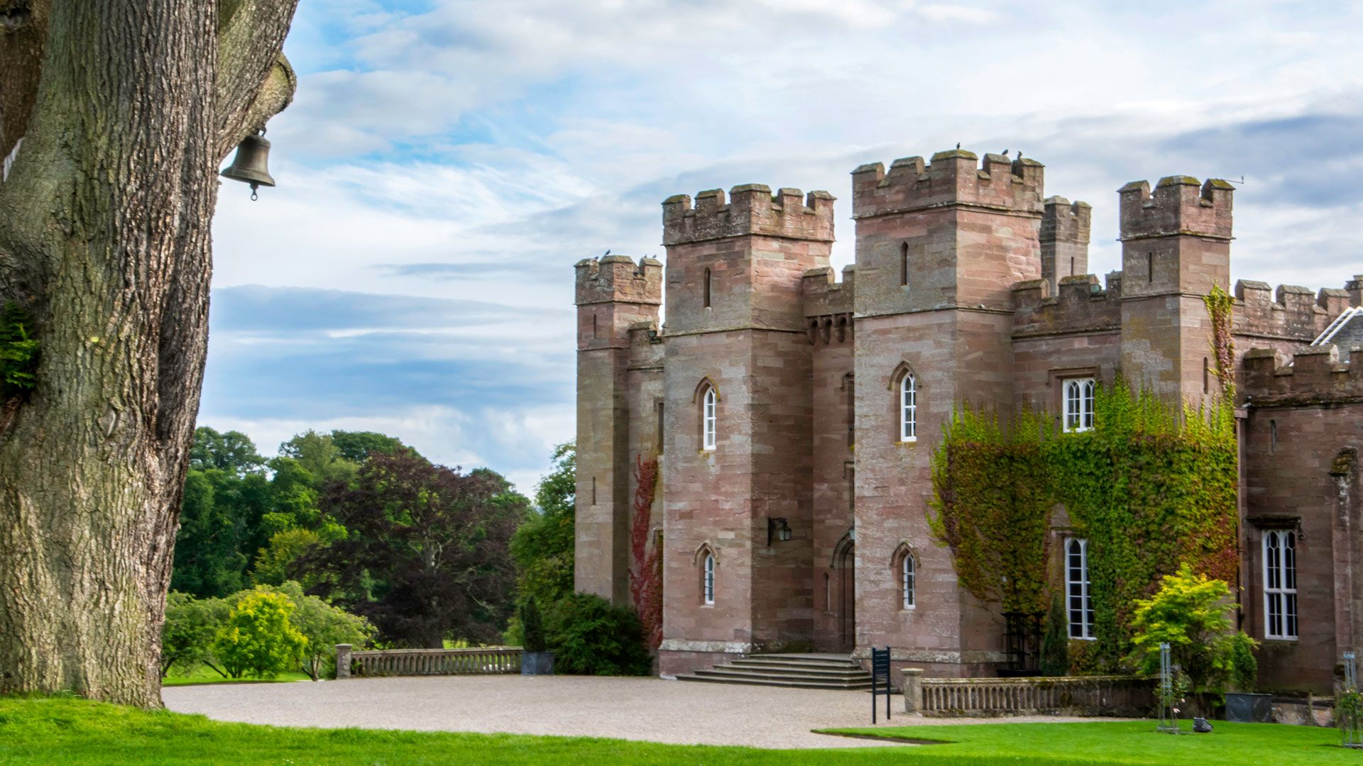 Scone Palace - VisitSeeDo