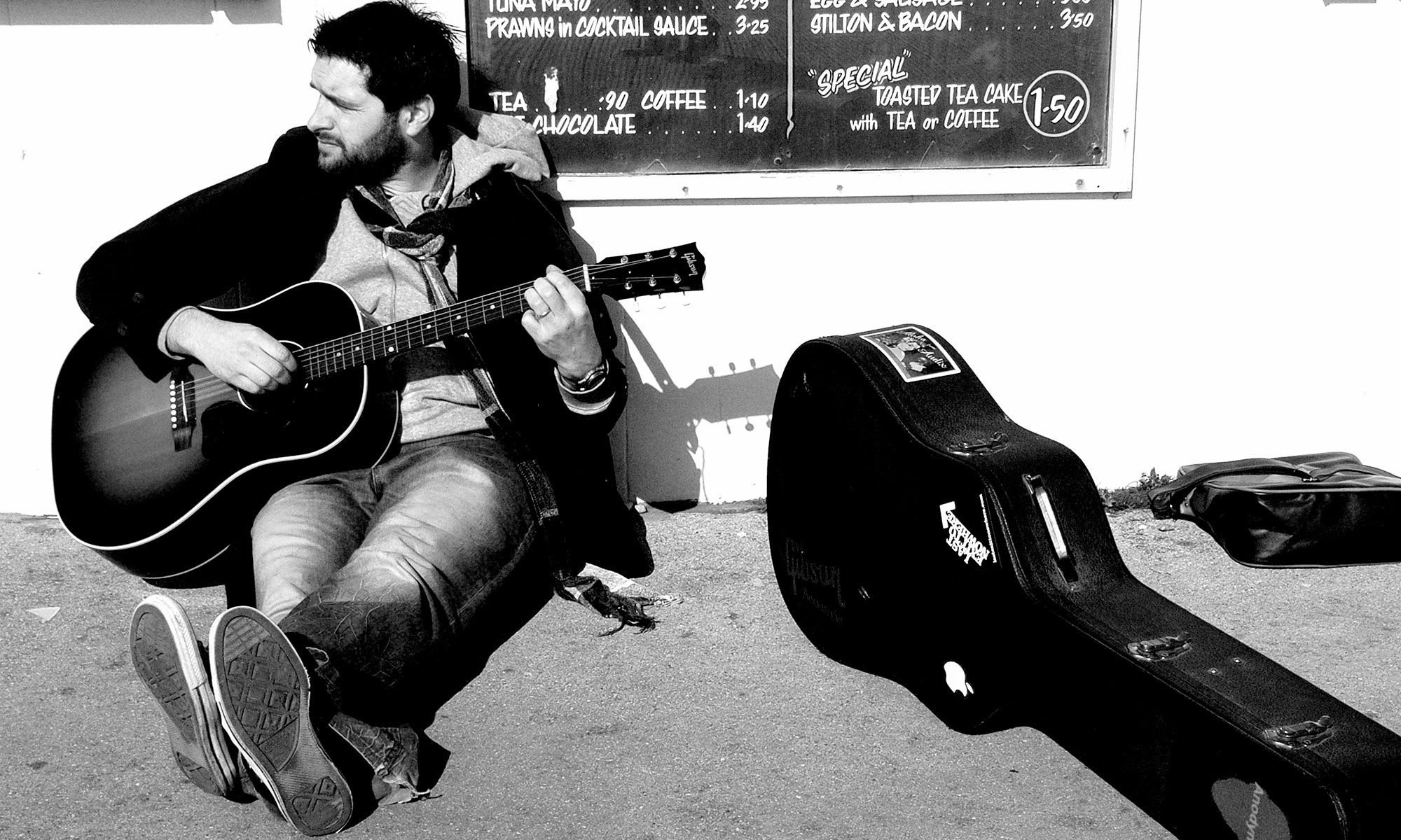 Troy busking