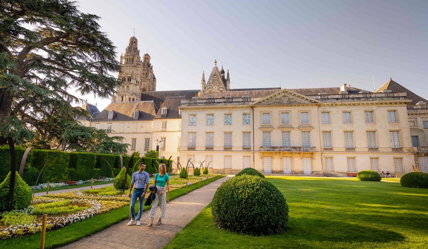 Tours en Val de Loire | Office de Tourisme & des Congrès Tours Loire ...
