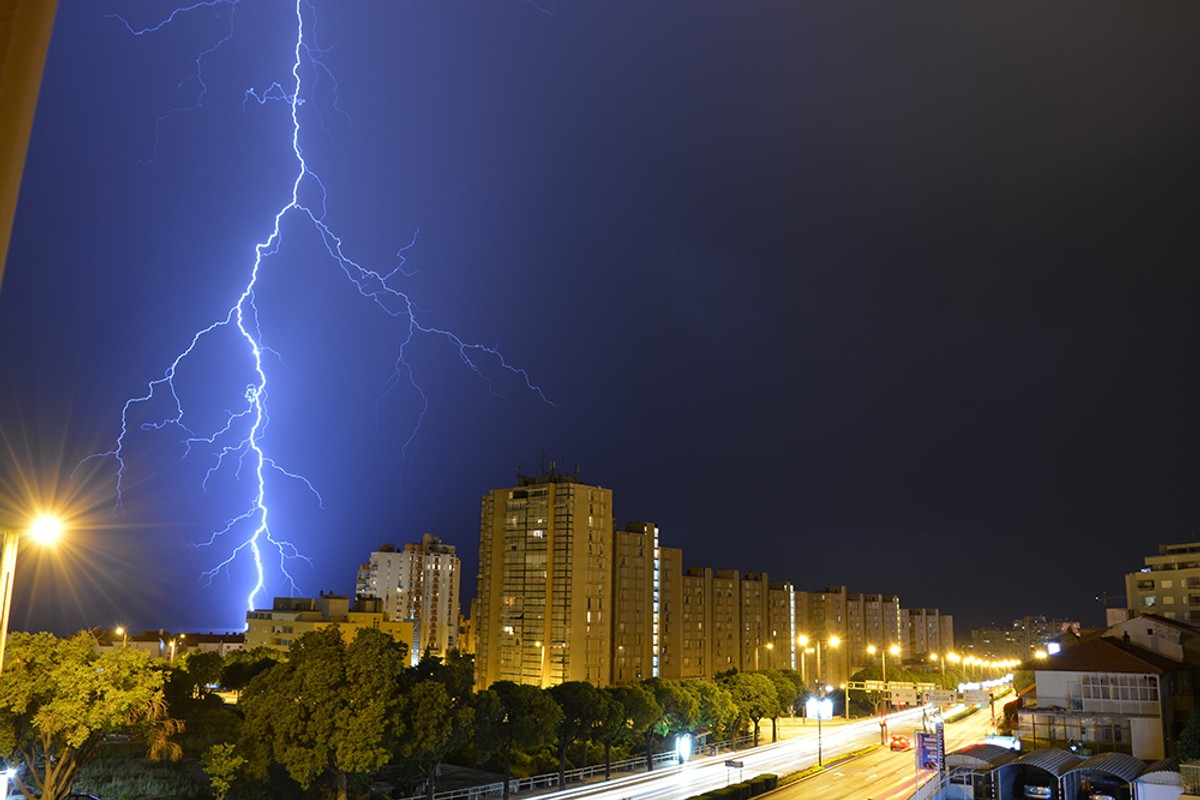 Munje nad Splitom bile su prilika za snimanje dobrih fotografija ...