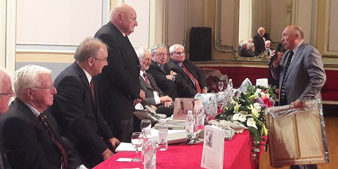 Foyer HNK: Predstavljena monografija 'Borben Uglešić, 90 godina života ...
