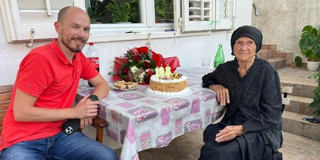 Baka Mara iz Zmijavaca proslavila svoj 108. rođendan | Dalmatinski Portal
