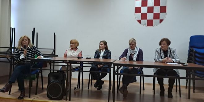 STANARI ZAJEDNO Održana javna tribina na temu 'Kad stan postane ...