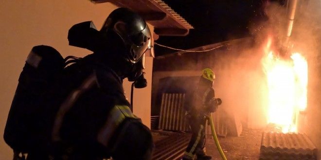 NOĆNA PALJEVINA Žena podmetnula požar na kontejneru u Vodicama ...