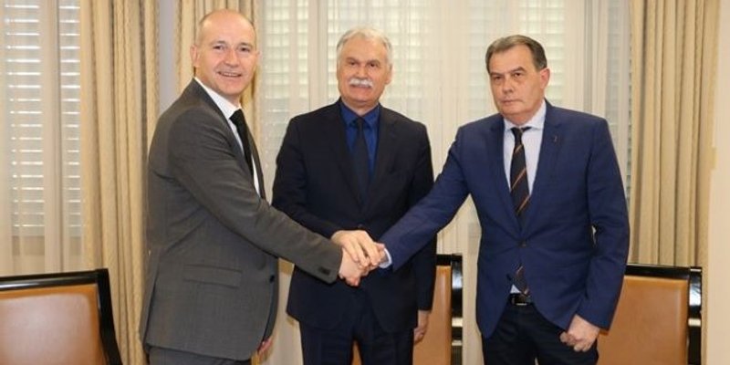 SURADNJA PLIVE I SVEUČILIŠTA U SPLITU 'Naši najsposobniji kolege ...