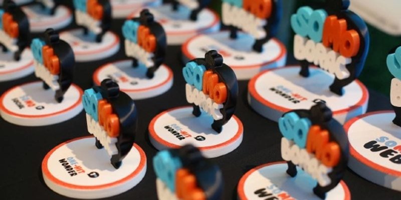 Locastic i Tommy osvojili nagradu SoMo Borac! | Dalmatinski Portal
