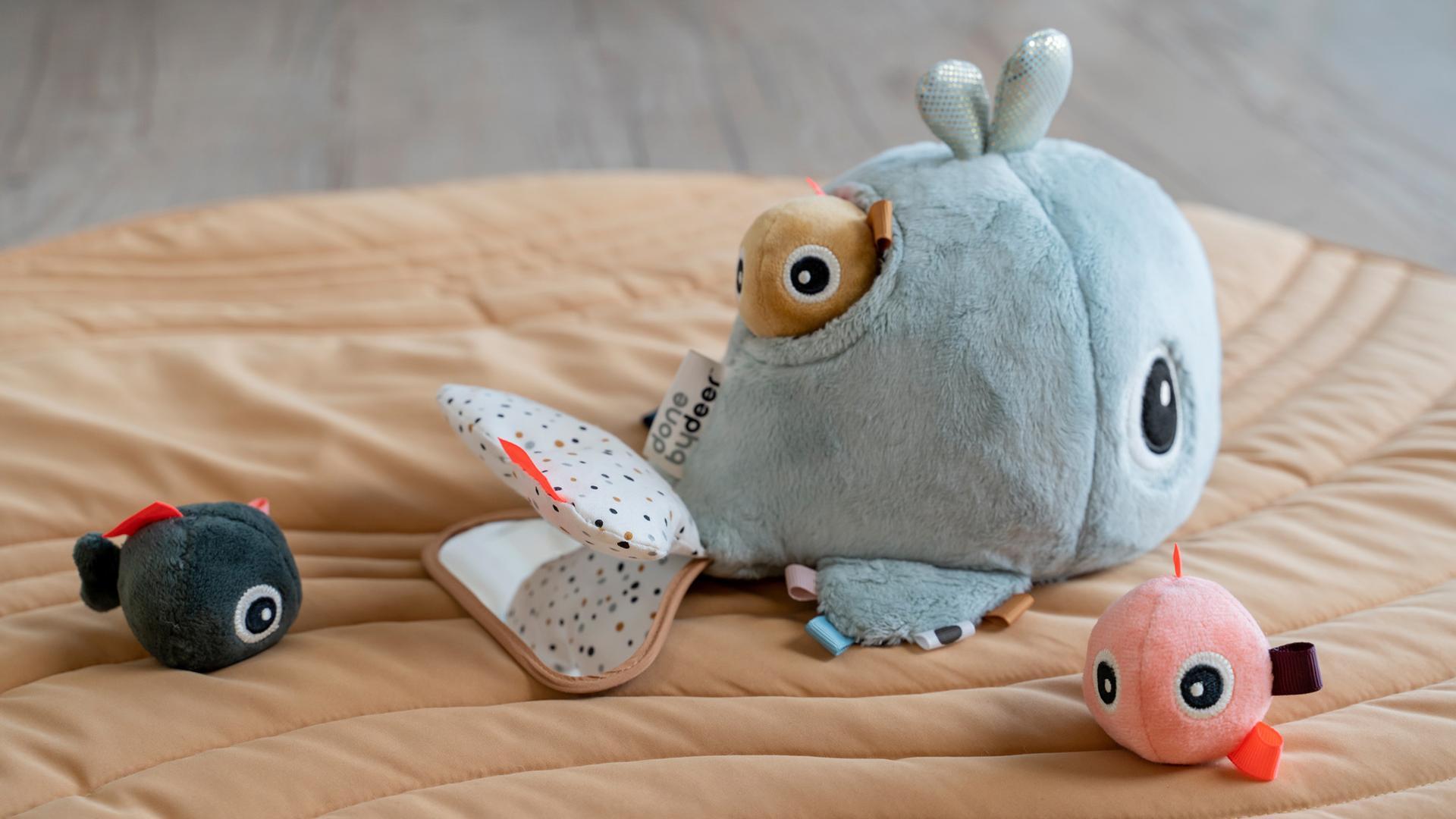 Done By Deer | Leksaker & barnserviser - Cervera