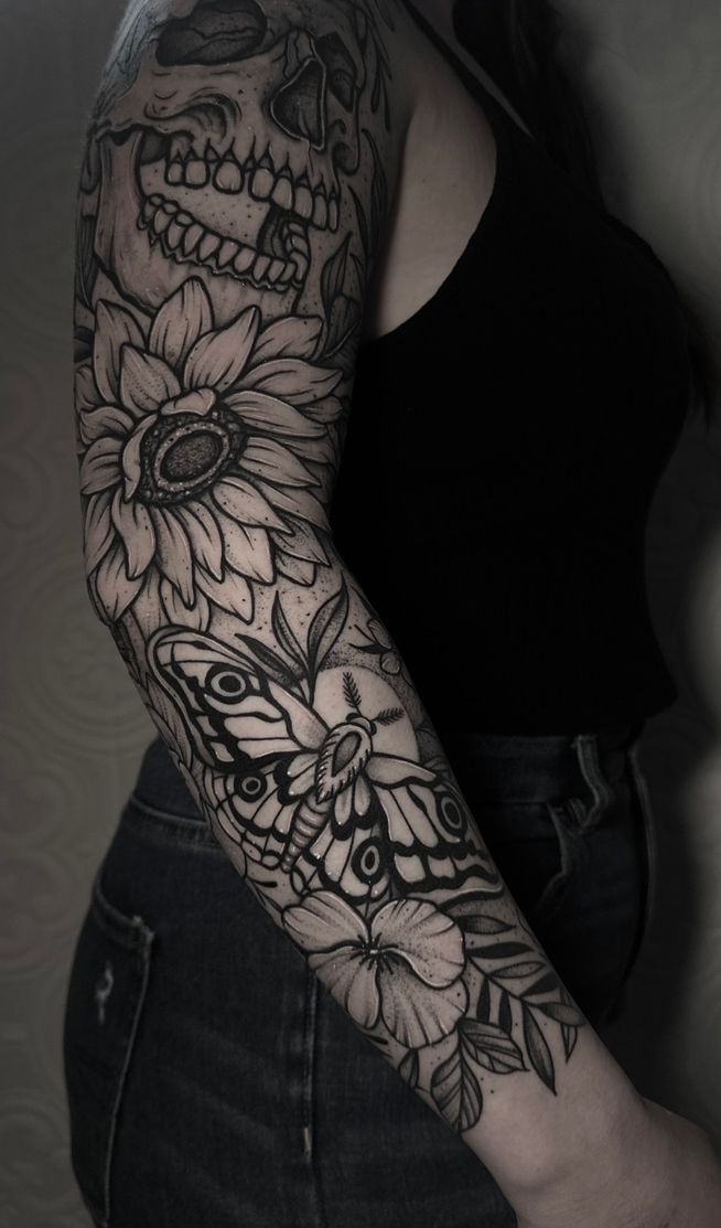 Alexa Barricelli | Tattoo Artist | Bay Ink Tattoo & Piercing