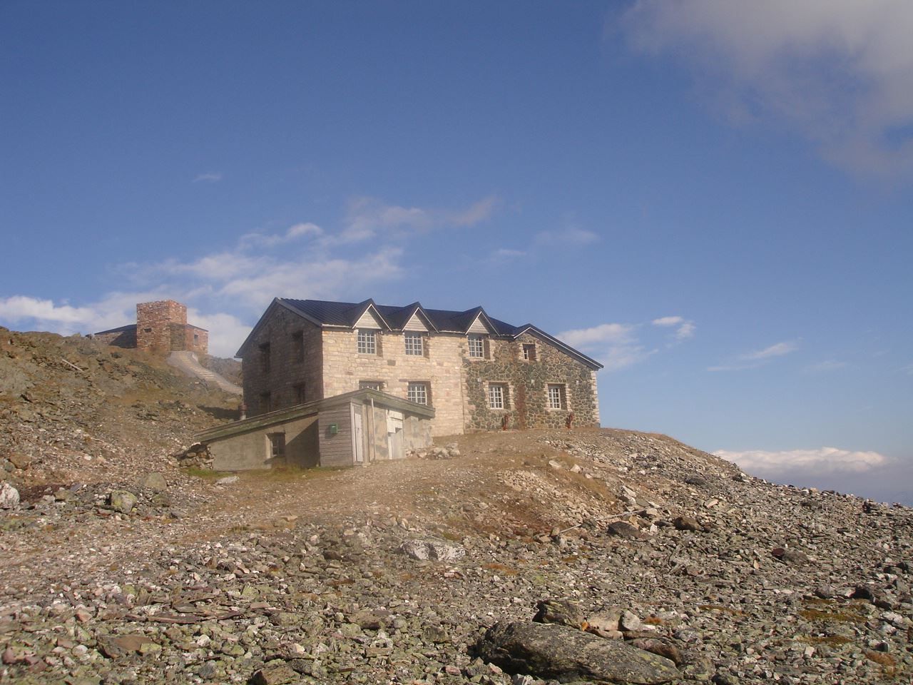 Halddetoppen & The Northern Lights Observatory