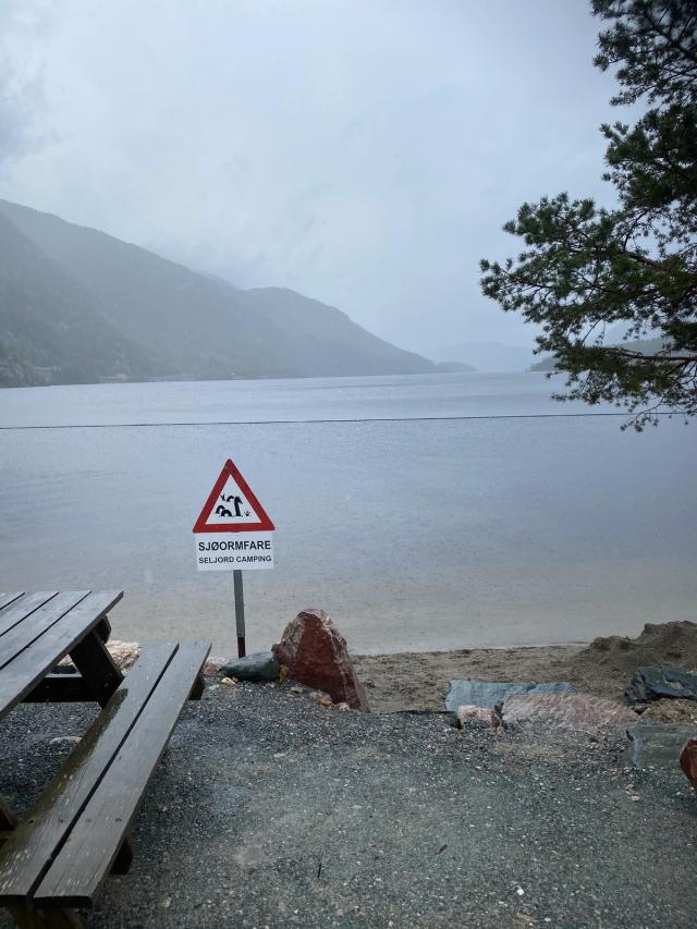 Norwegian road signs