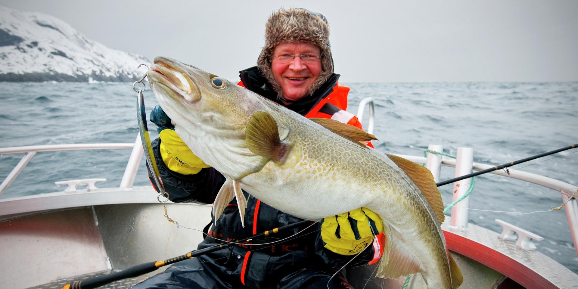 Winter fishing in Norway | Ice fishing, fjord fishing, and deep sea fishing