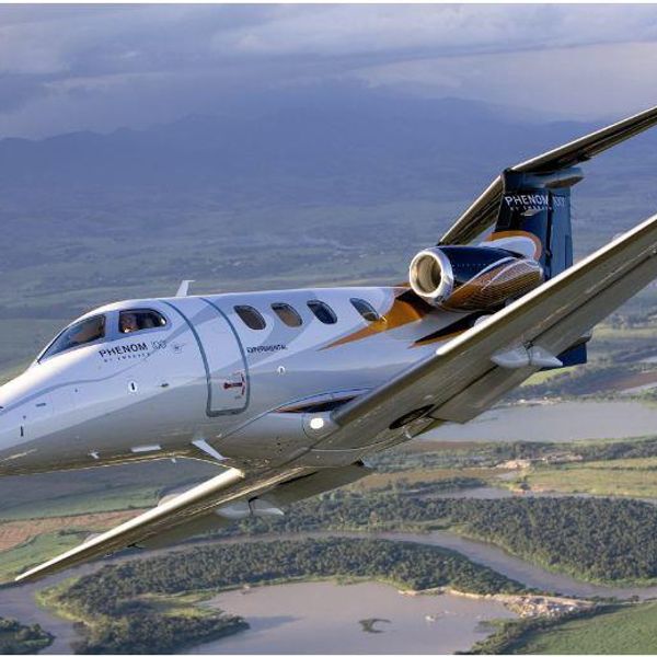 Meridian air group. Full-service aviation company