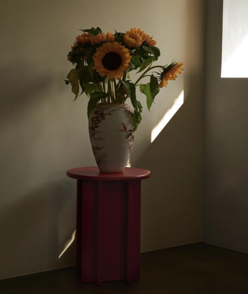 COLLECT Dining Table