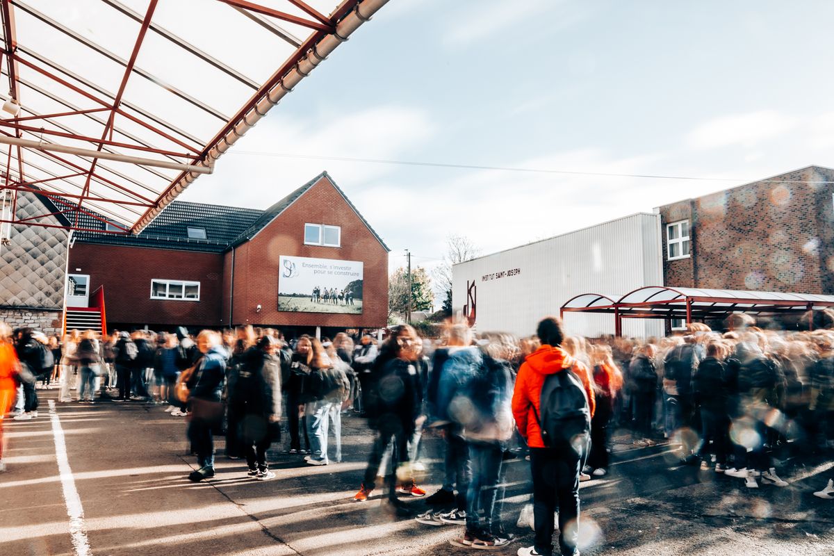 NOTRE ÉQUIPE - Institut Saint-Joseph Welkenraedt