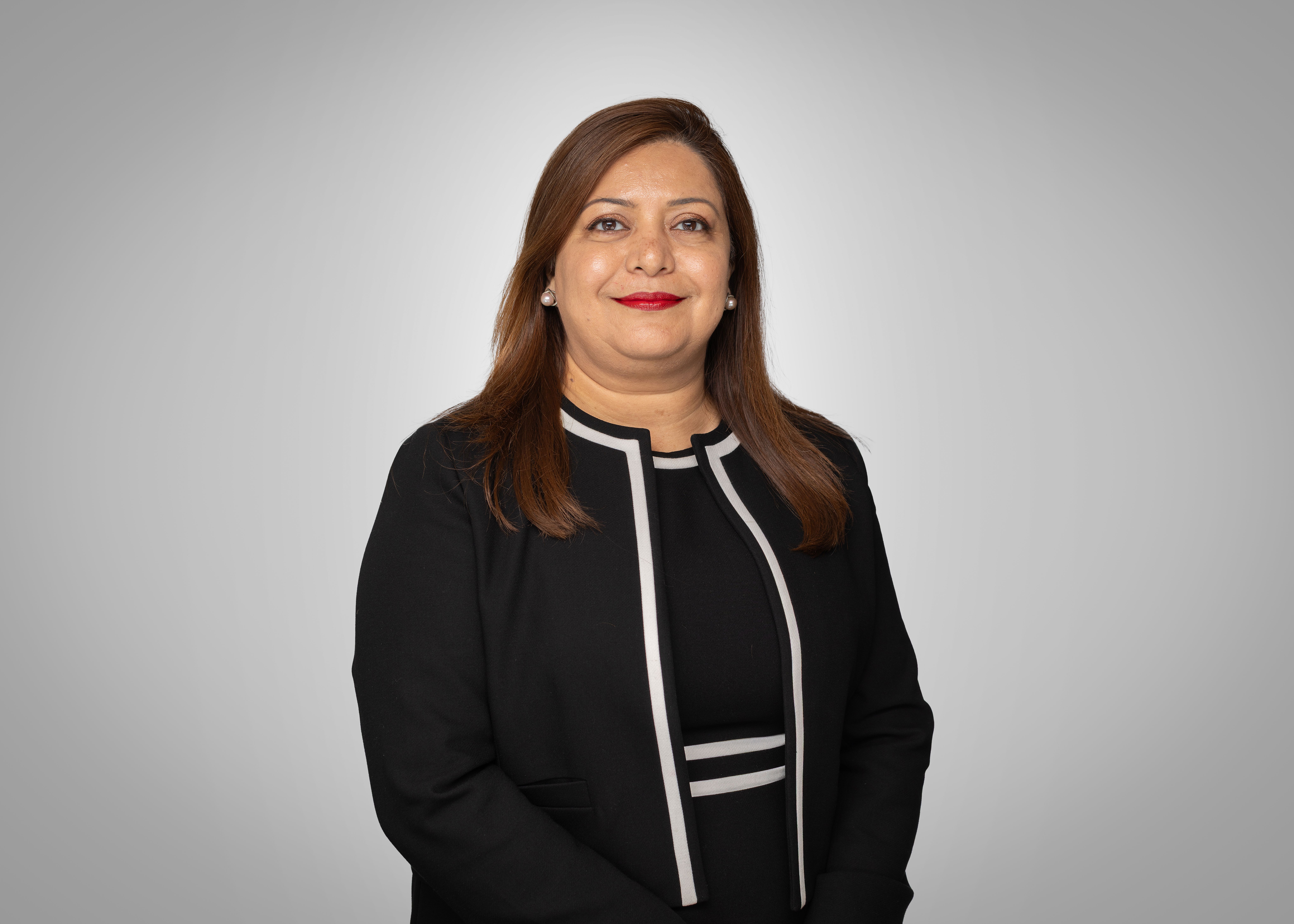 Munazza Malik | Guernsey Parliament