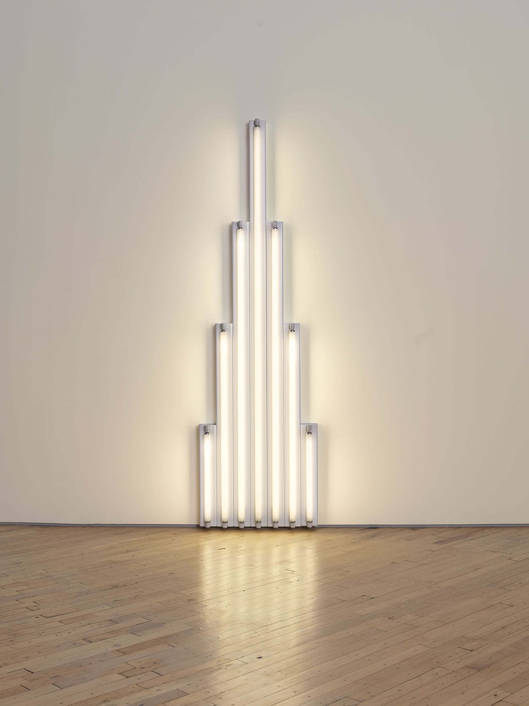 Dan Flavin - Artworks & Biography | David Zwirner