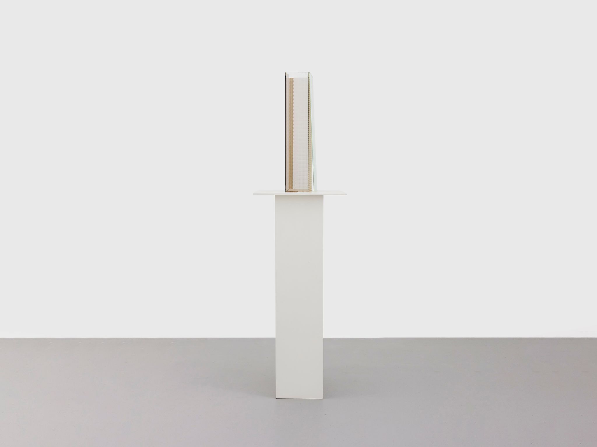 Isa Genzken - Artworks & Biography | David Zwirner