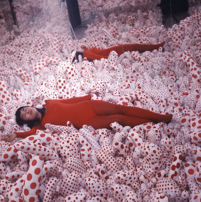 Exceptional Works: Yayoi Kusama | DOTS OBSESSION - INFINITY MIRRORED ...