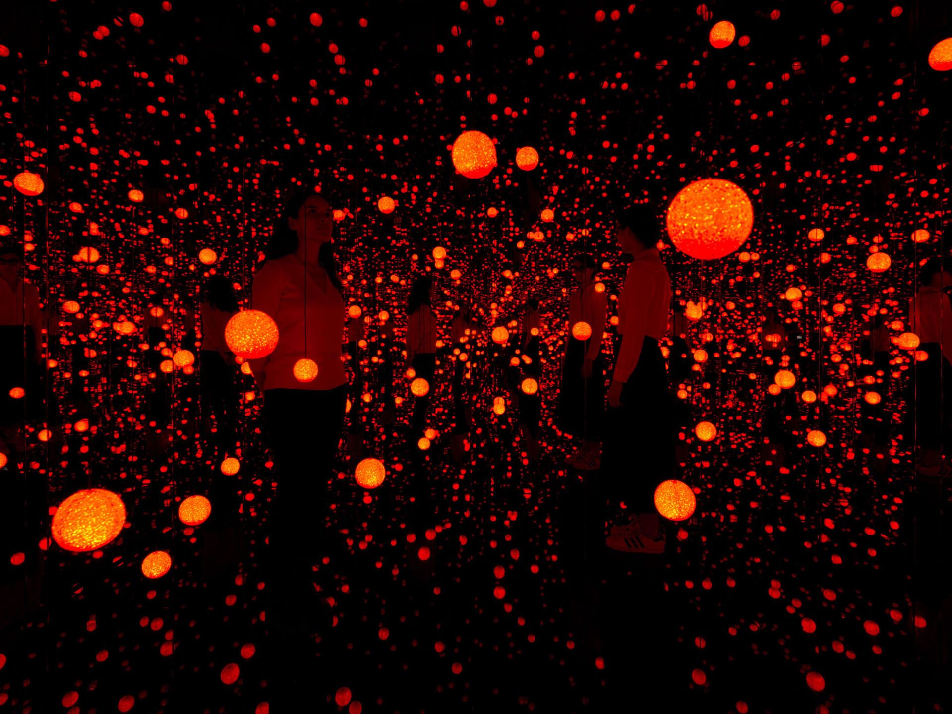 DANCING LIGHTS THAT FLEW UP TO THE UNIVERSE | David Zwirner