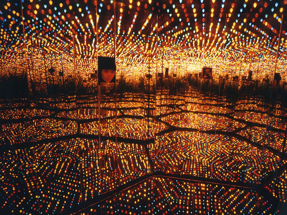 Yayoi Kusama: Infinity Mirrored Room – Love Forever, 1966 | David Zwirner