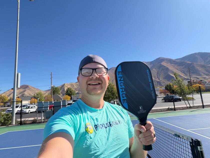 Engage Encore Pro V3.0 – A Carbon Paddle from a Legendary Pickleball ...