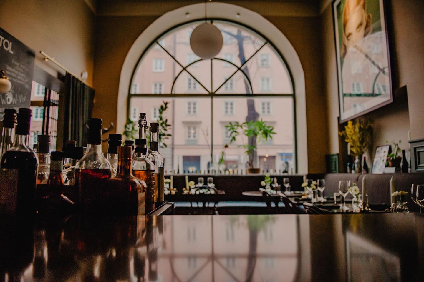 Öppettider för Bio & Bistro Capitol | Besök Oss Idag