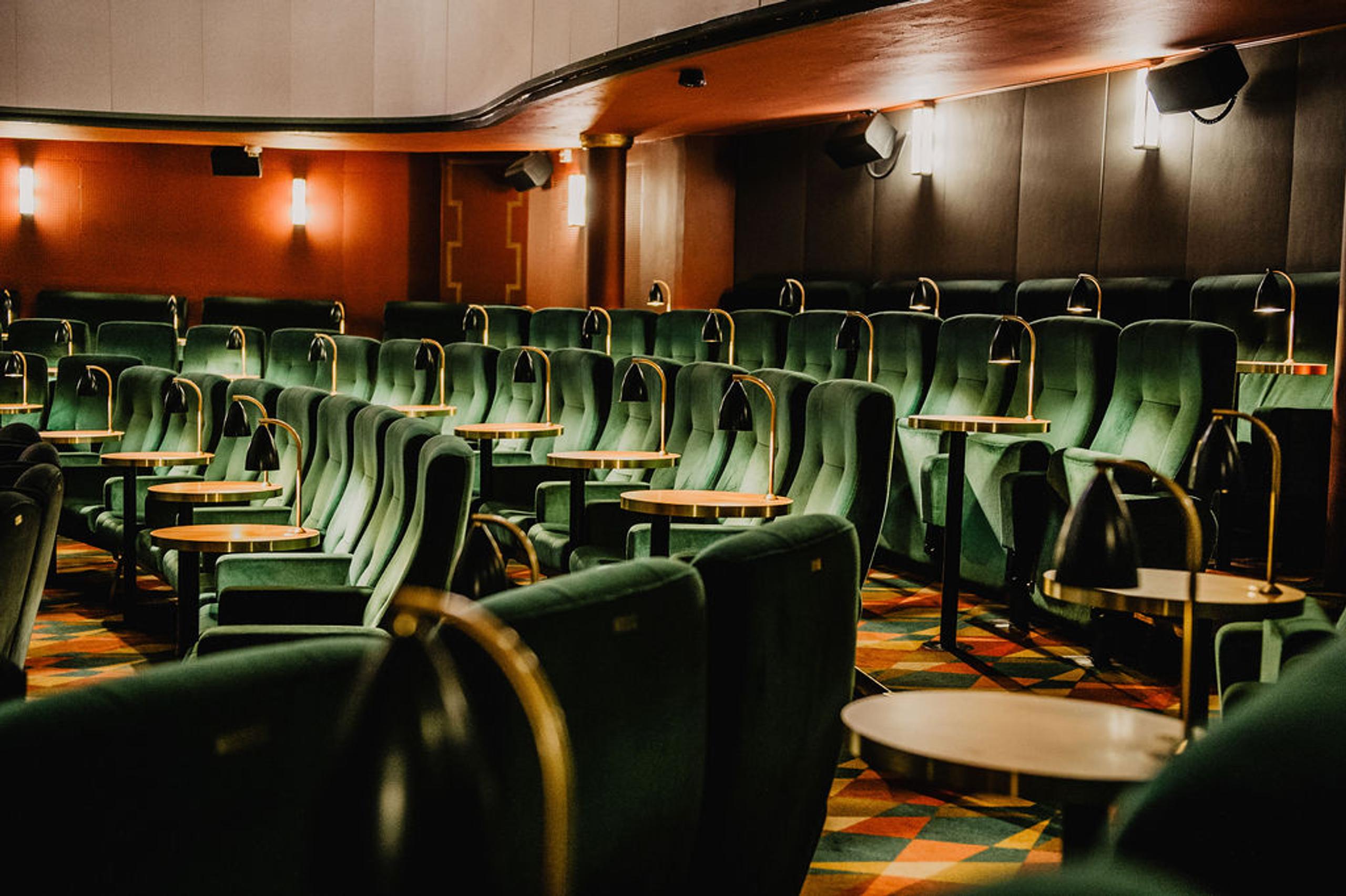 Om oss - Bio & Bistro Capitol Stockholm