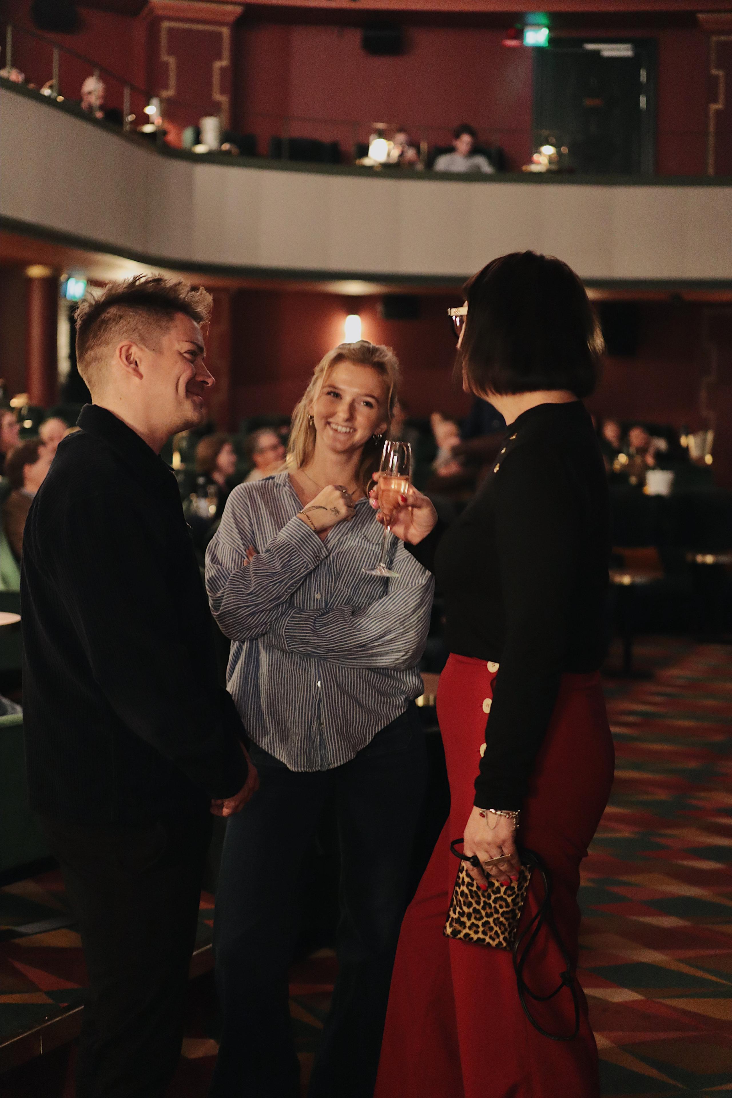 Köp Presentkort på Bio & Bistro Capitol - Perfekt Gåvotips