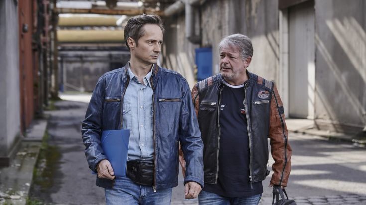 Česká televize odhaluje jarní program 2025: Nové seriály, komedie a ...