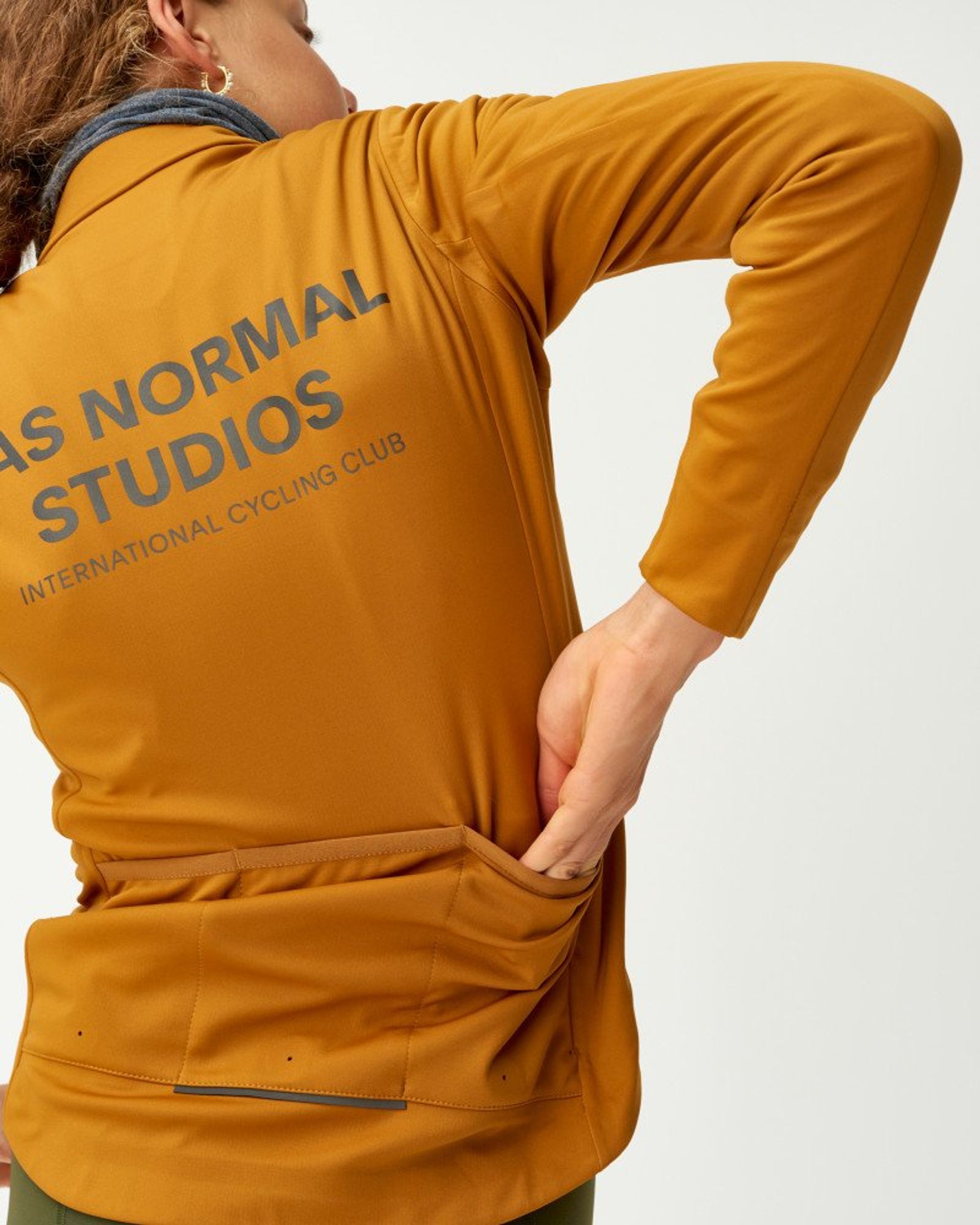 Women's Essential Thermal Jacket | Pas Normal Studios