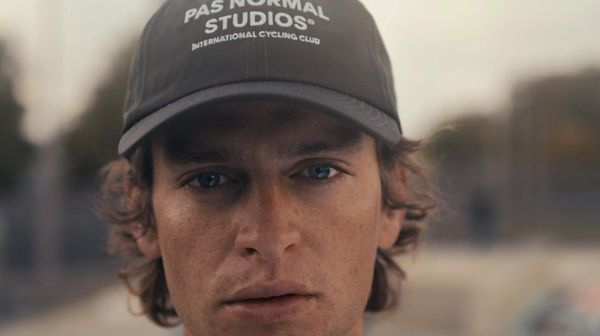 Layering Guide - Escapism | Pas Normal Studios