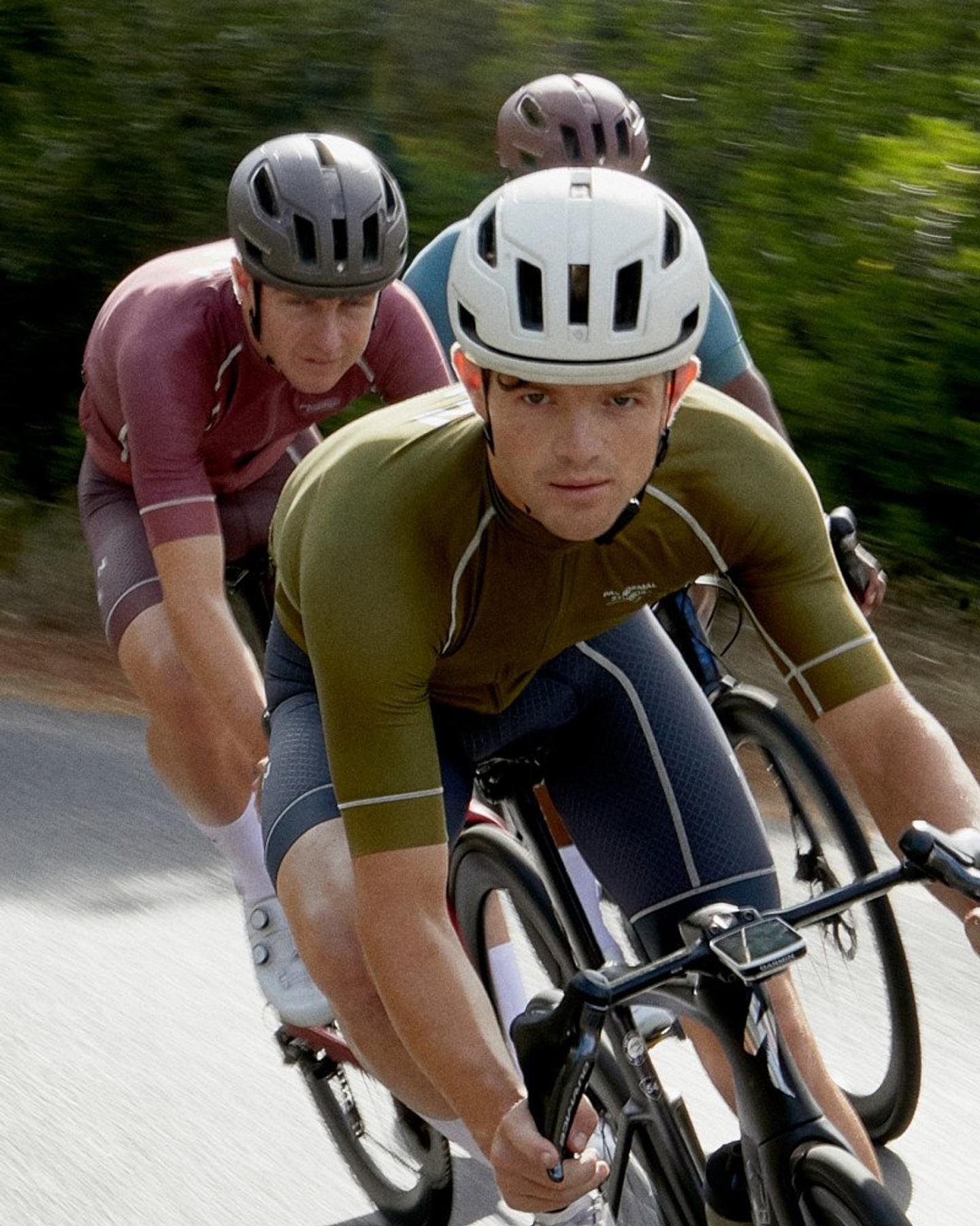 Sweet Protection | Pas Normal Studios