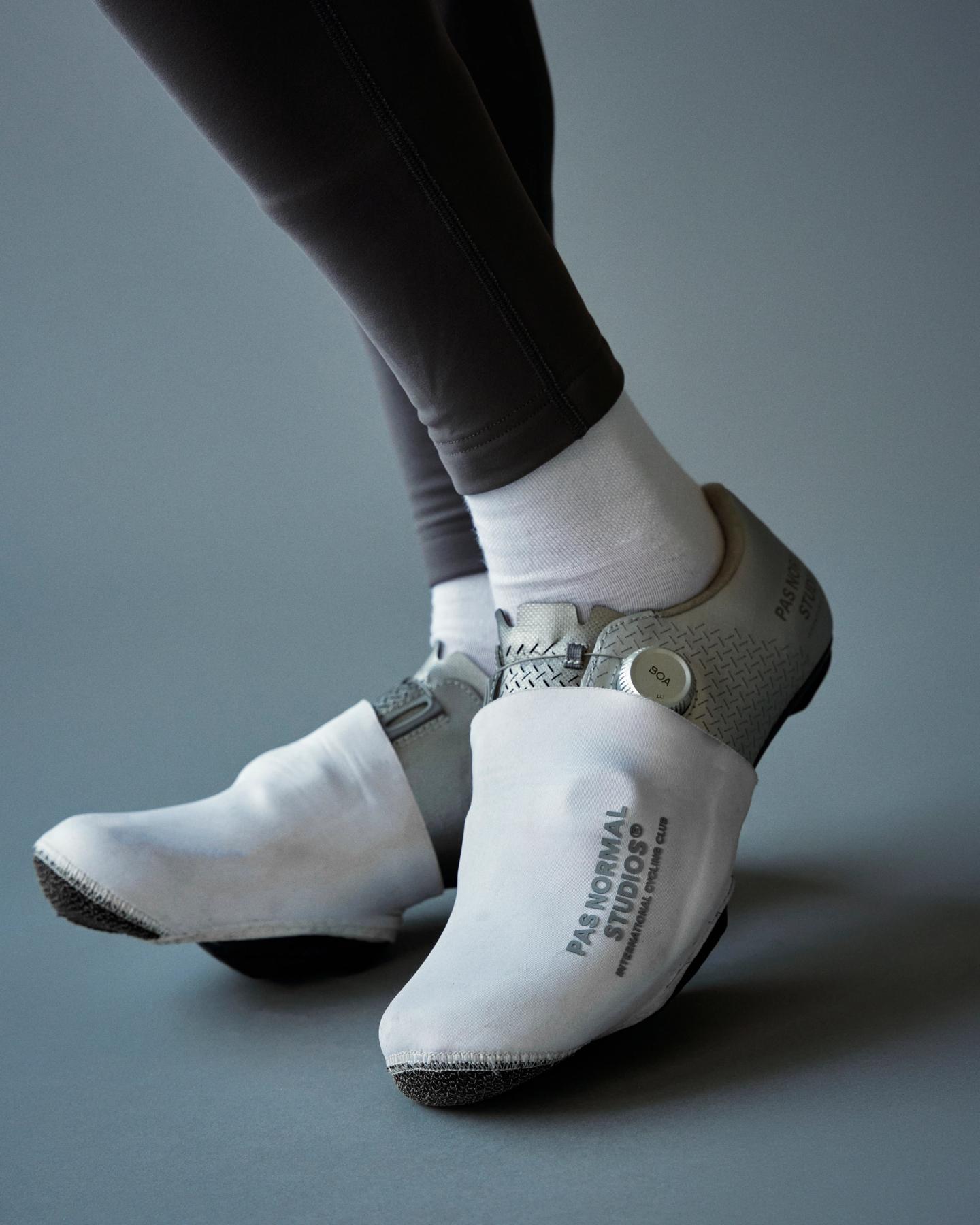 Logo Toe Cover | Pas Normal Studios