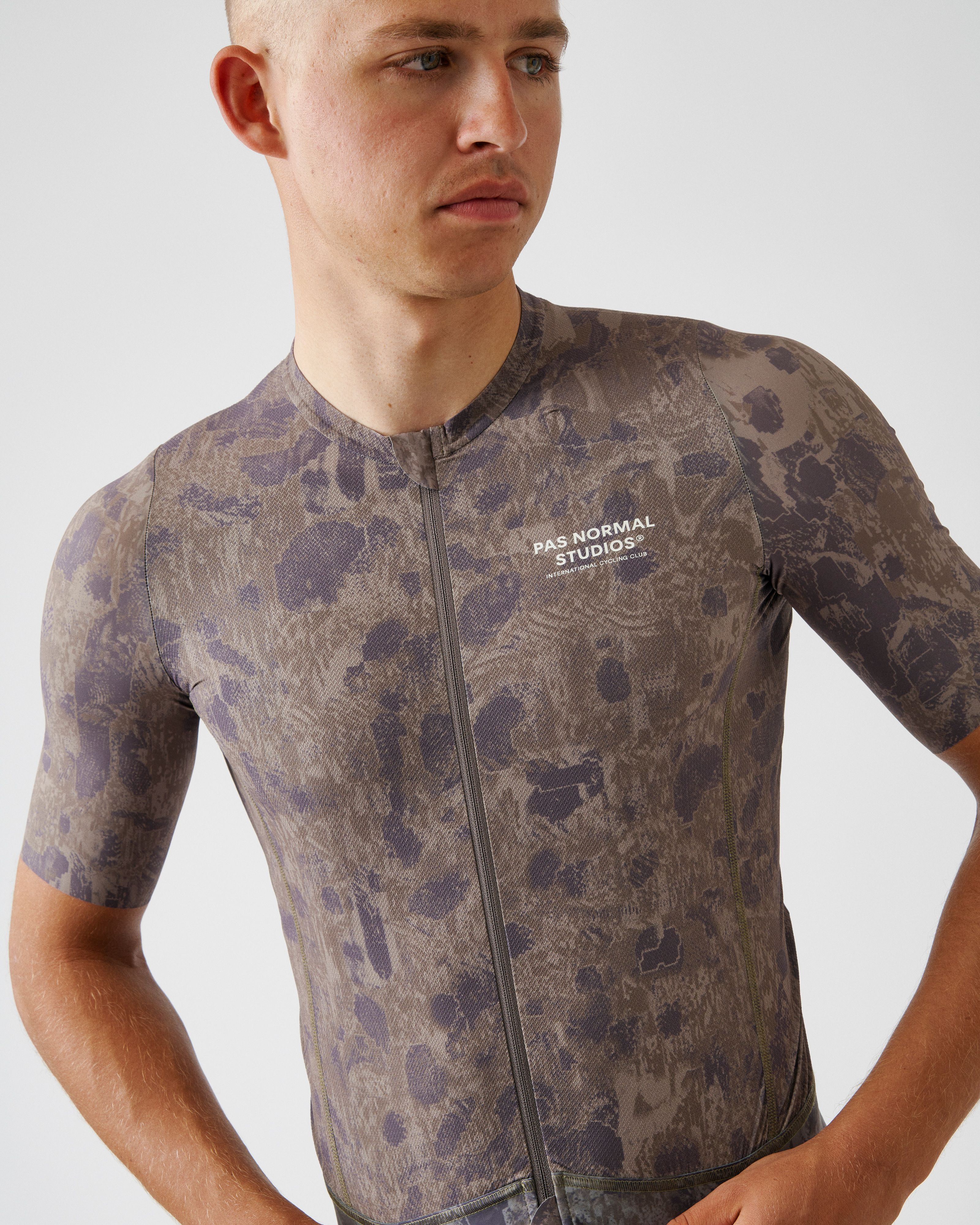 Men's Solitude Late Drop Jersey | Pas Normal Studios